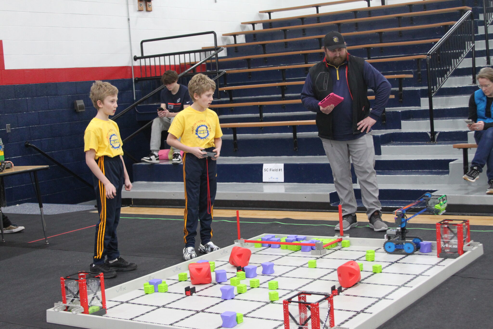 Manistee Catholic Central robotics program includes 3 generations