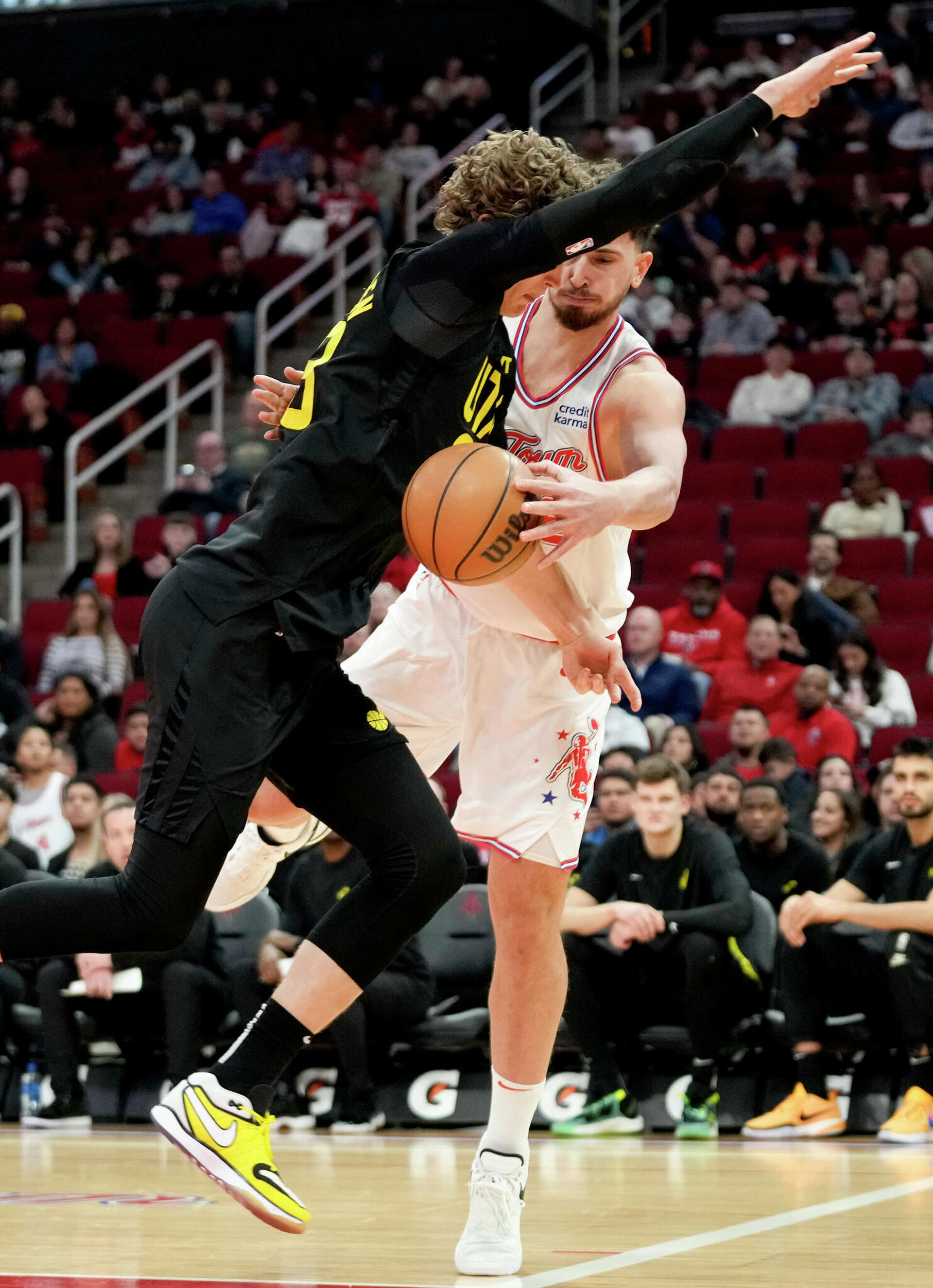 Houston Rockets fight off Utah Jazz for victory in overtime