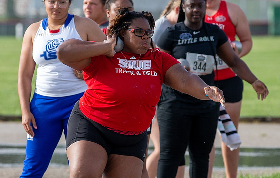 SIUE track competes at OVC Championships