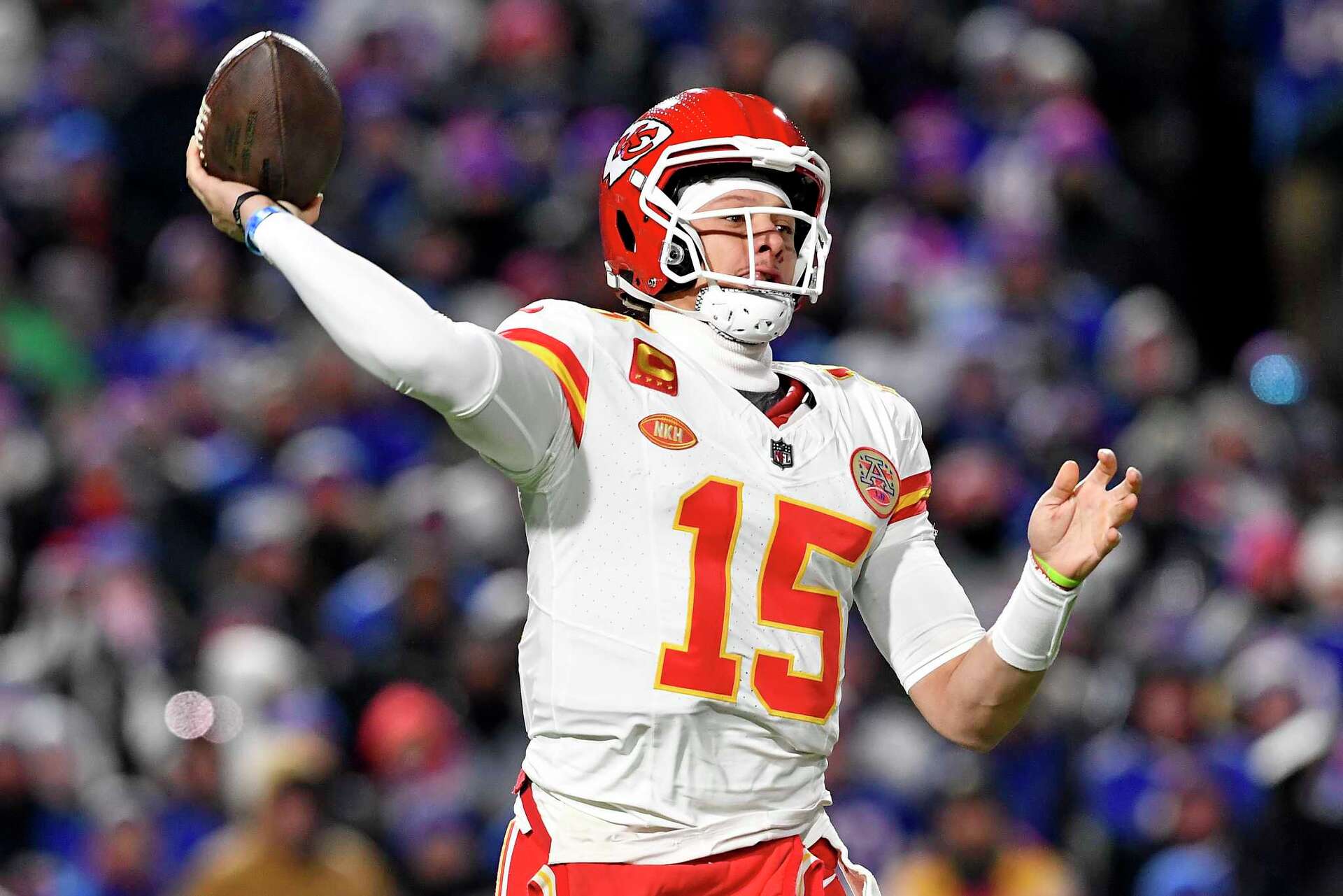 Kansas City Chiefs beat Buffalo Bills in AFC divisional round
