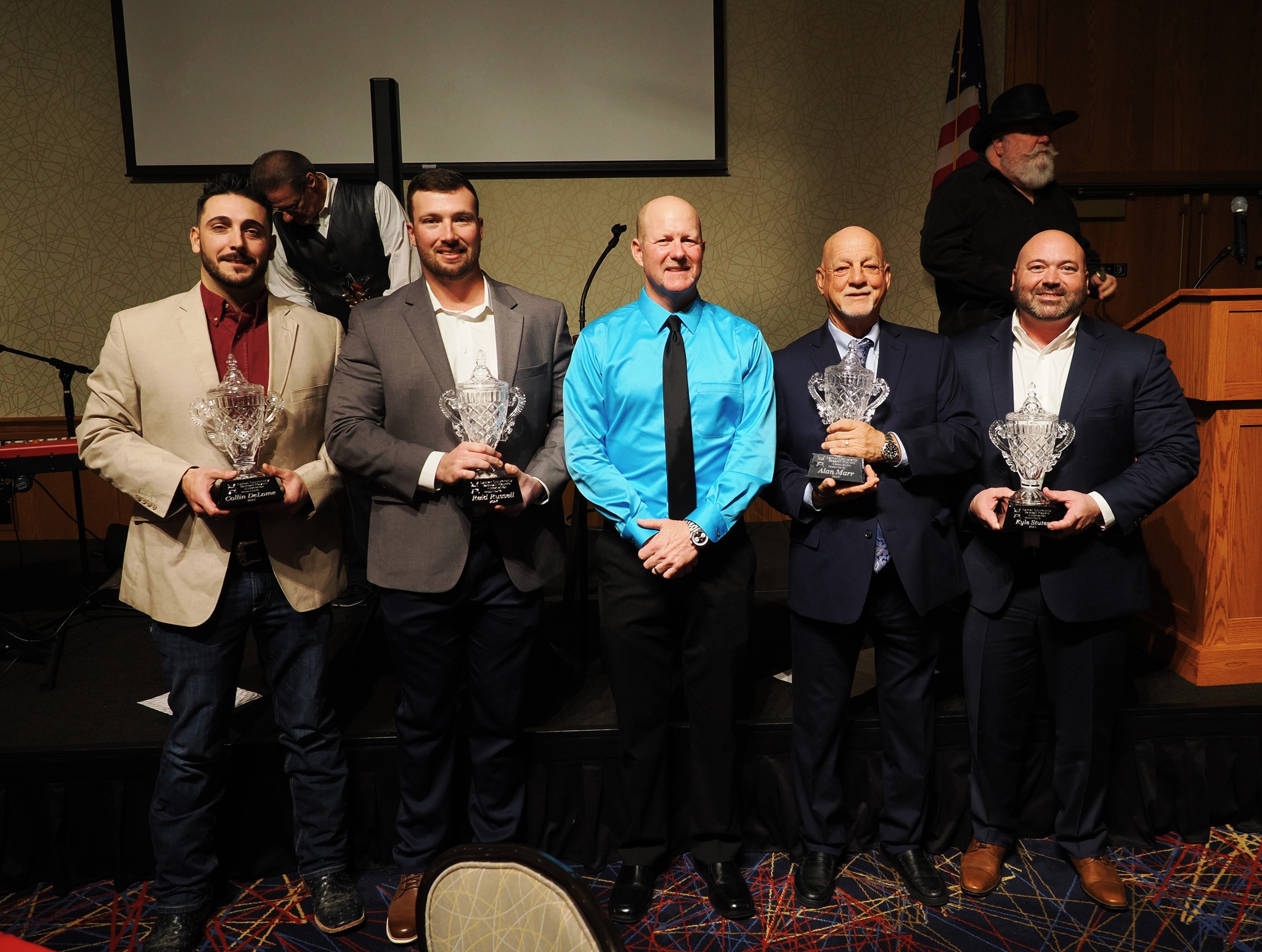 Former Lamar baseball players honored with hall-of-fame induction