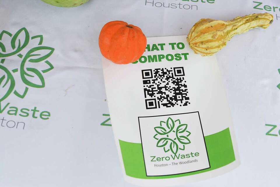 How to use Houston's free composting pilot program