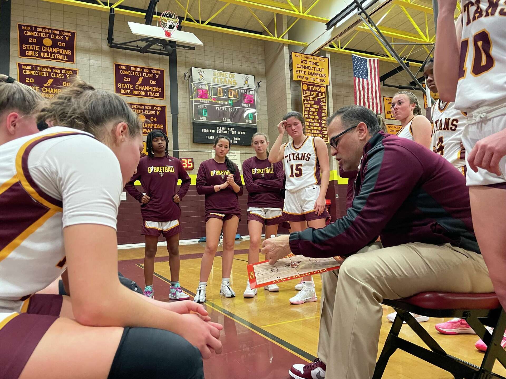 Sheehan girls basketball coach Mike Busillo to retire after 20 seasons