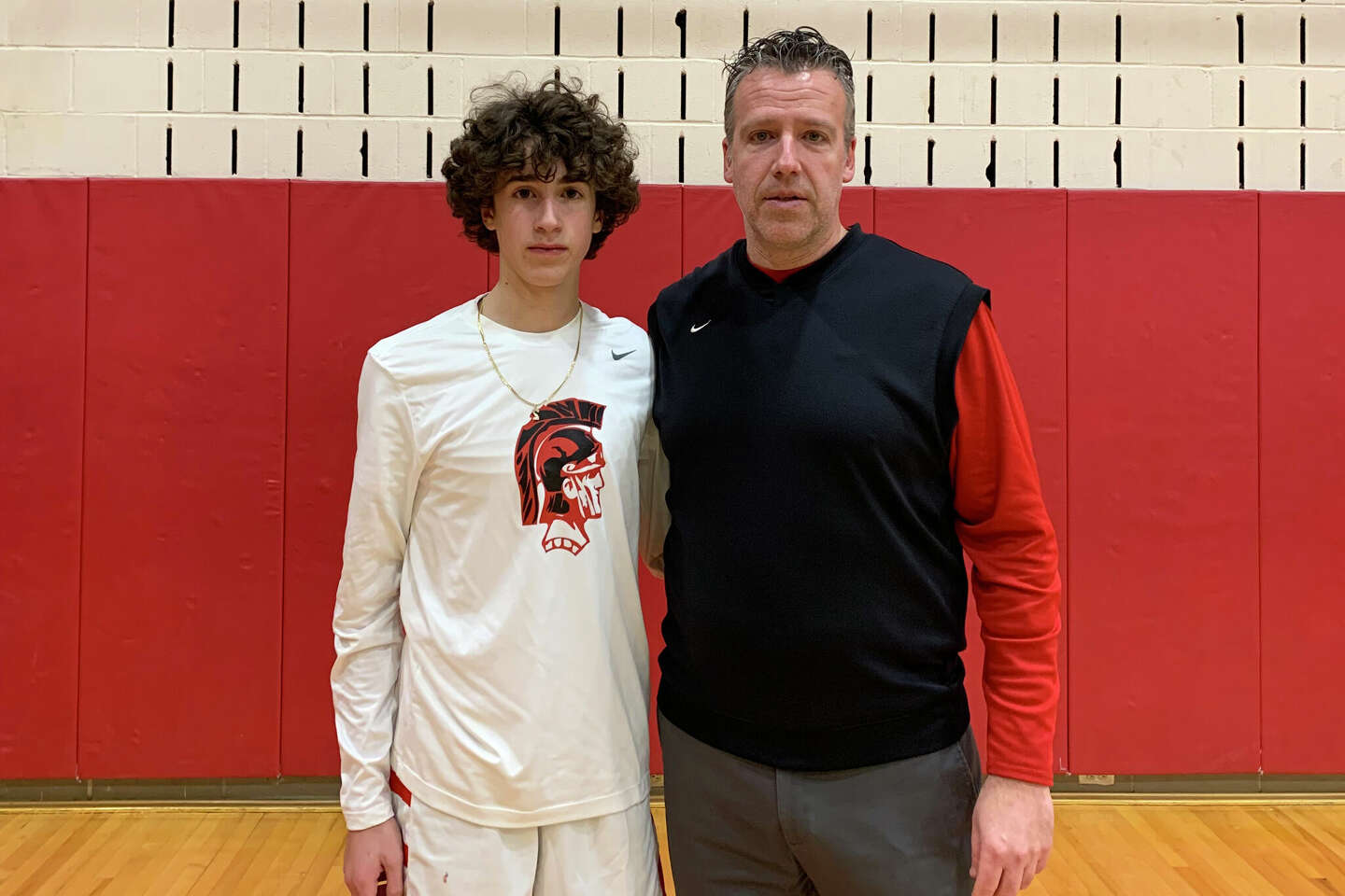 Czerwinski, Fieldhouse watch sons compete for rivals Somers, Ellington