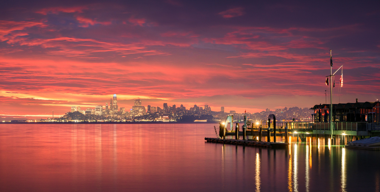 Why Bay Area sunrises and sunsets have looked ‘amazing’