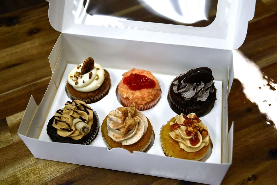 Where to get cupcakes, customizable cakes in Midland, Texas