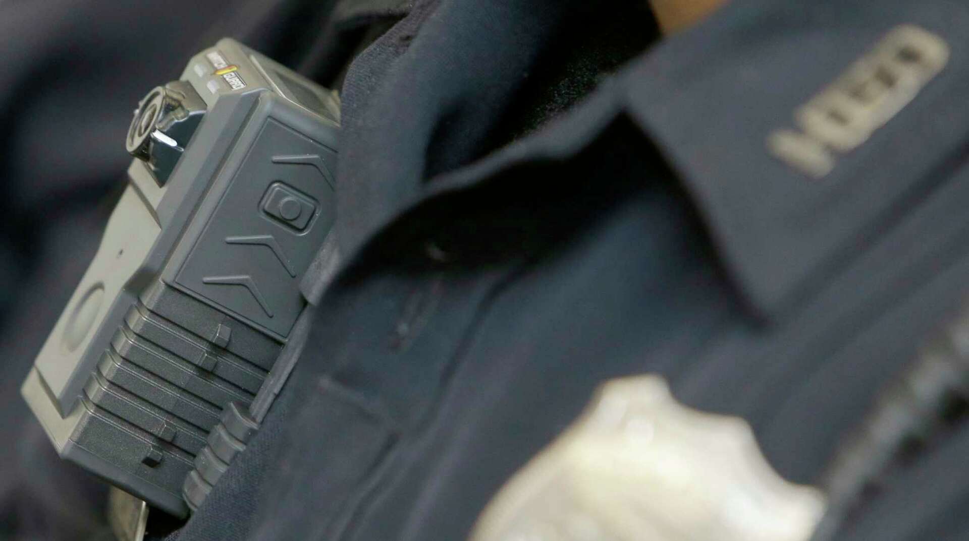 Harris County Jail may be first in state to require body cameras