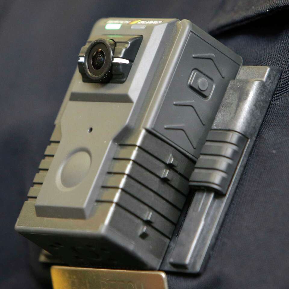 Harris County Jail may be first in state to require body cameras