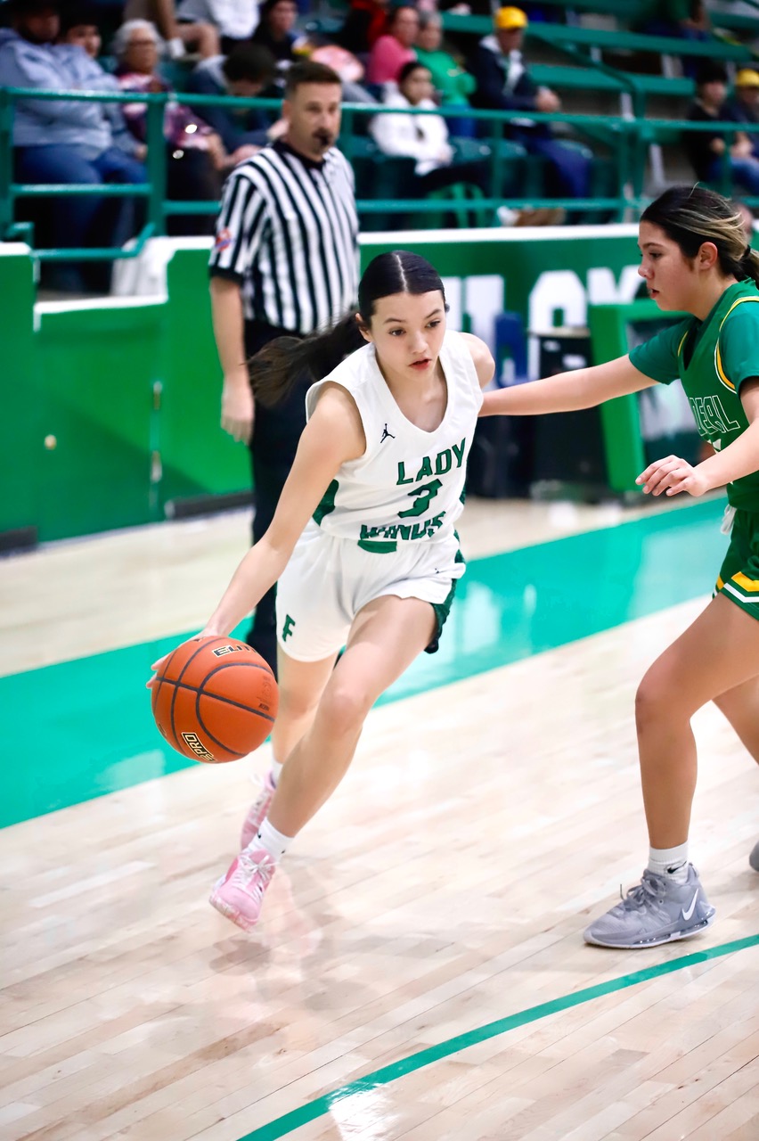 Floydada Whirlwinds, Lady Whirlwinds defeat New Deal