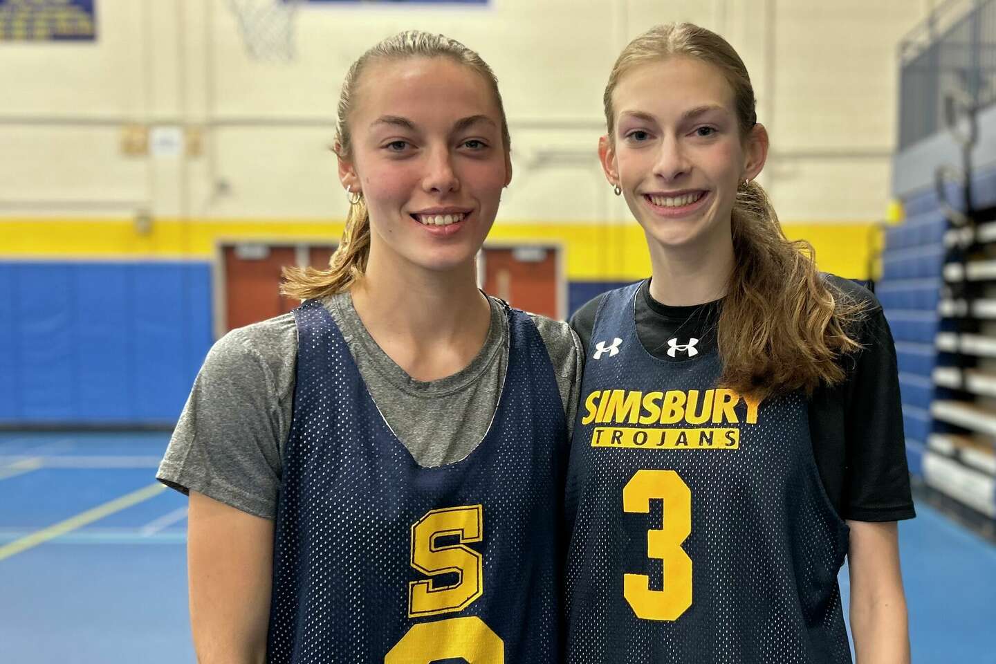 Simsbury wins 1st CIAC girls basketball title behind Jarvis, Gallagher