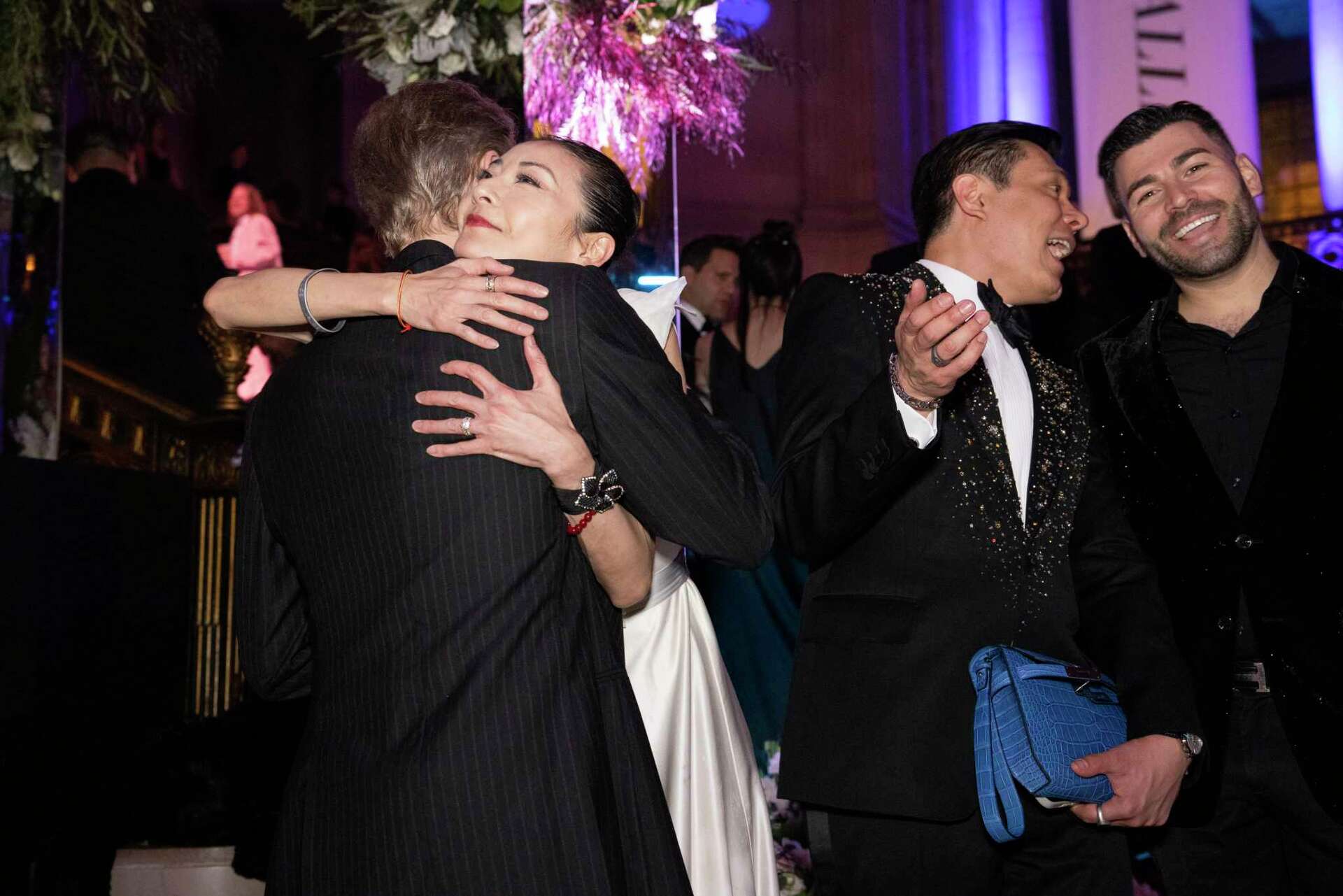 San Francisco Ballet fans say goodbye to ballerina Yuan Yuan Tan