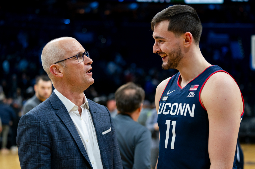 Alex Karaban's mom explains return to UConn men's basketball