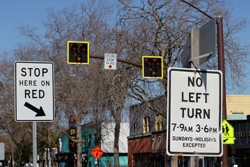 HAWK traffic signals on the rise in Bay Area. Here’s what they do