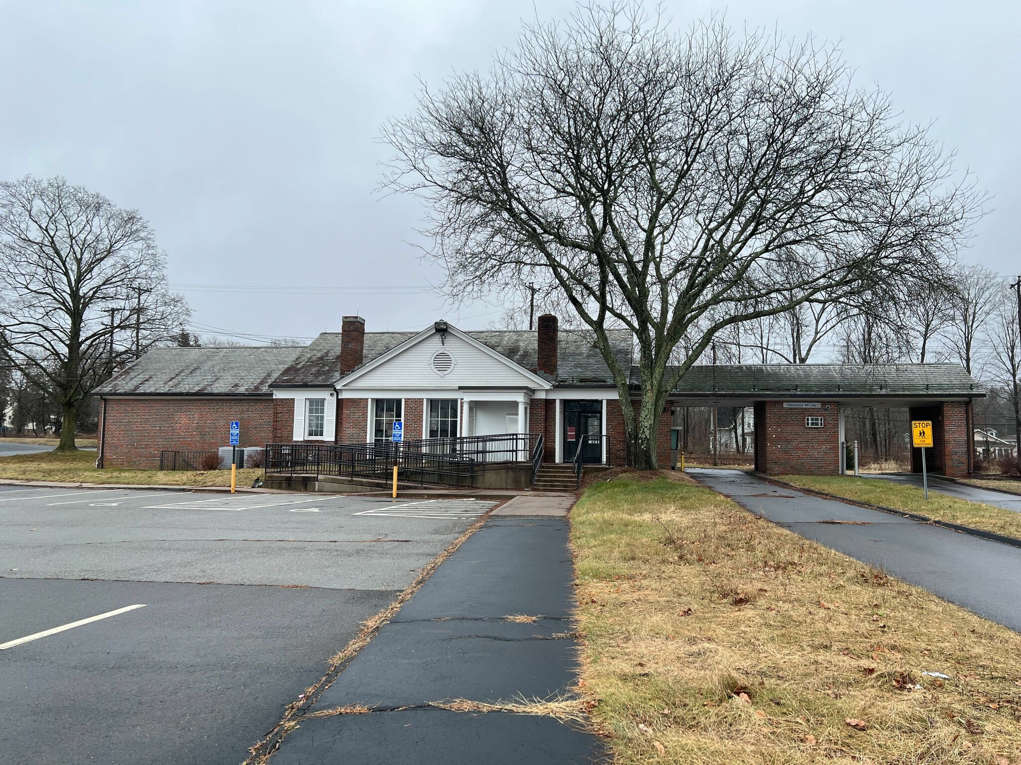 Developer proposes new Manchester building with apartments and shops