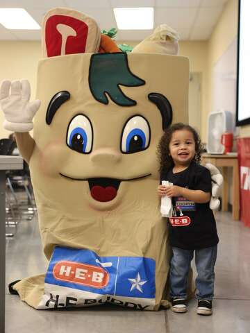 San Antonio toddler gets birthday wish, meets H-E-Buddy