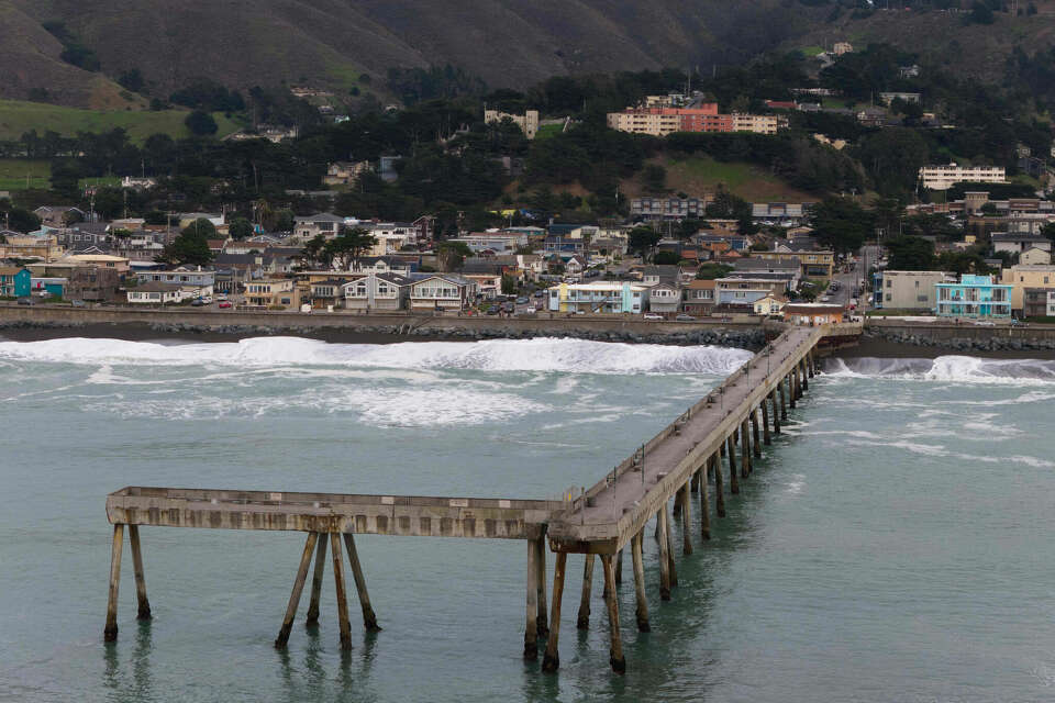‘It’s killing us’: Damage to Pacifica pier is crushing businesses