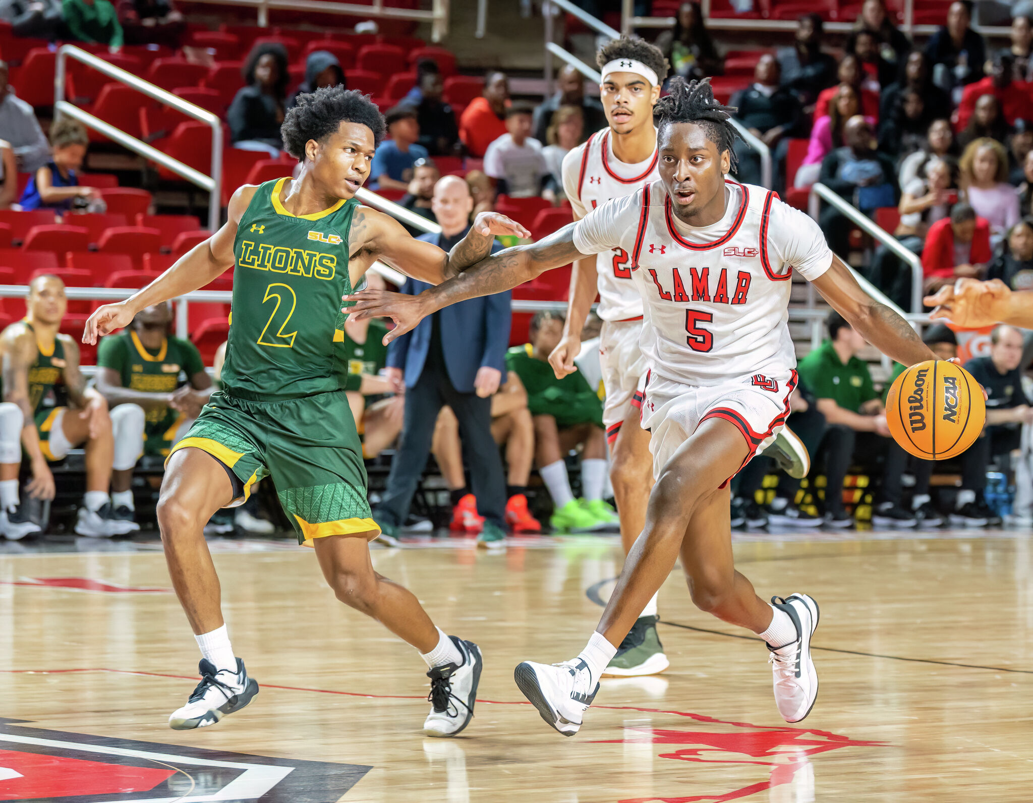Lamar men's basketball uses big second half during home win