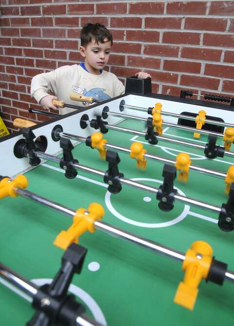 Game Over arcade opens in Alton with free play