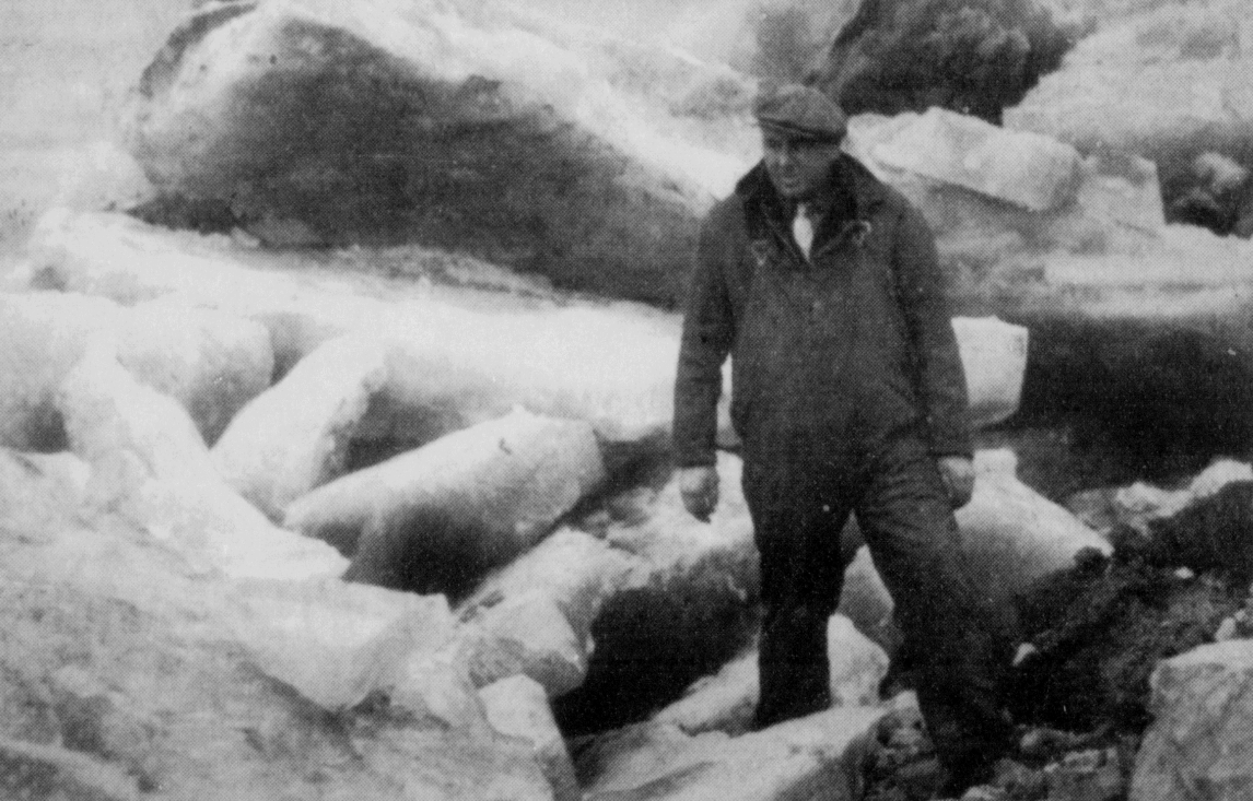 Navigating river safety during ice breakup season