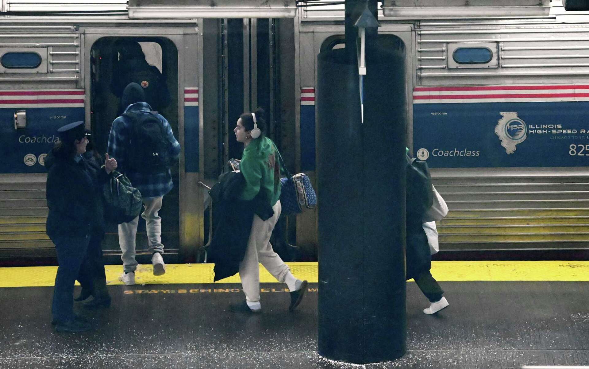 CDTA van bridges gap from Amtrak station to downtown Albany