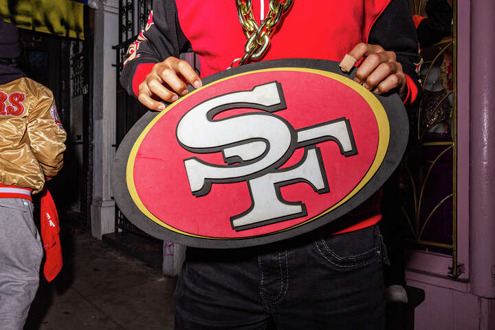 49ers fans went wild in SF Mission District after team made Super Bowl