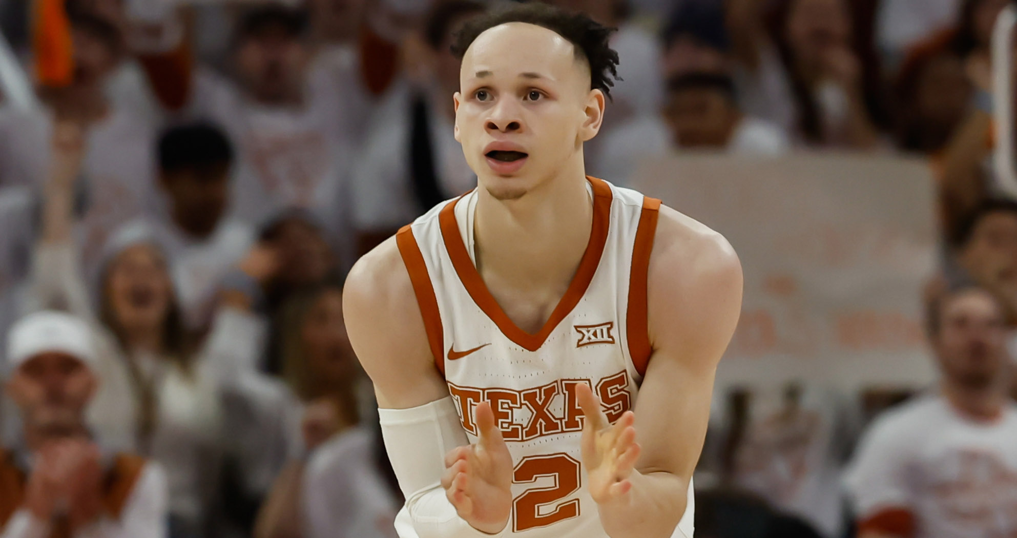 UH coach Kelvin Sampson lauds Texas guard Chendall Weaver