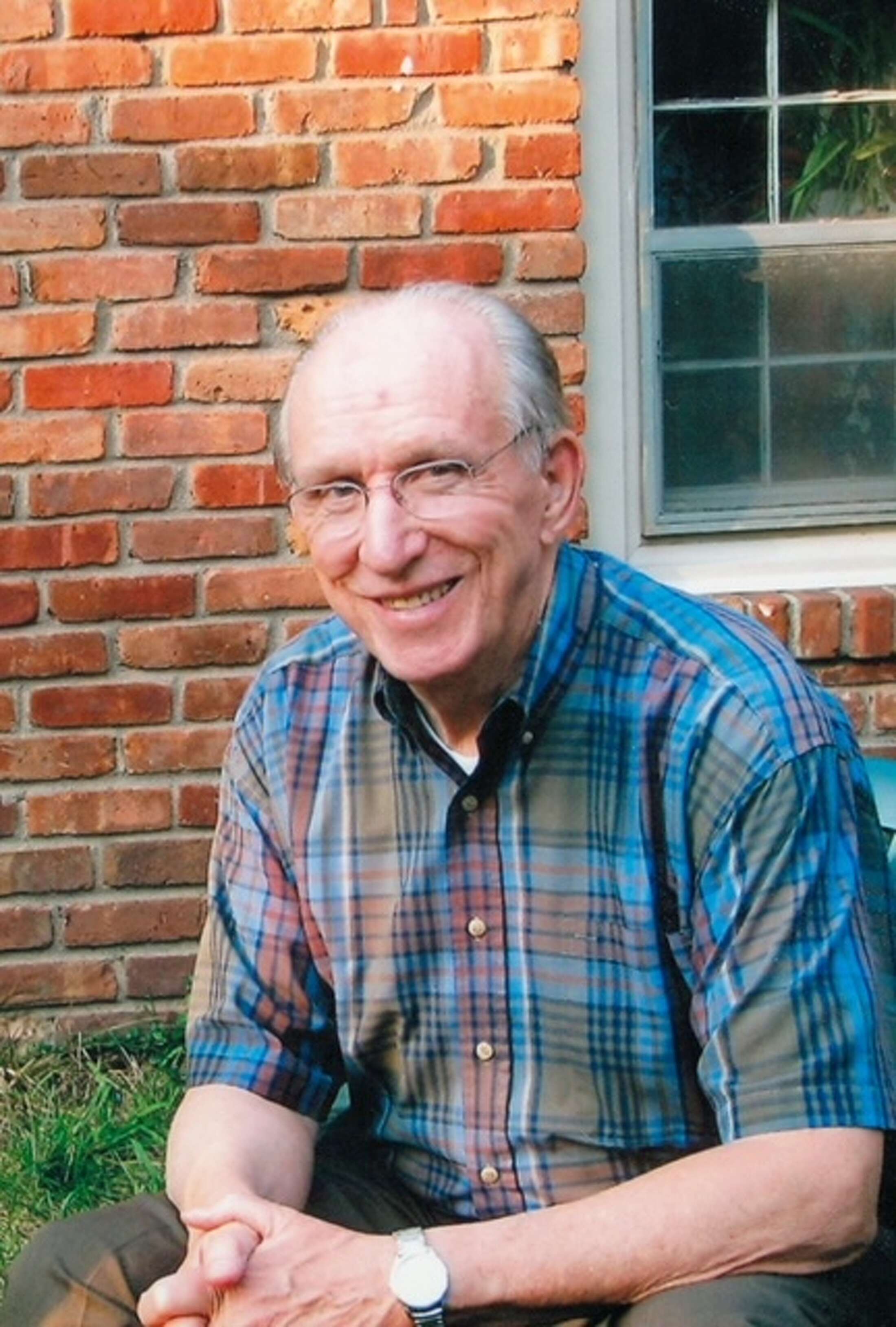 Grondahl: 'Look for the helpers' and you’d find Paul Cooney