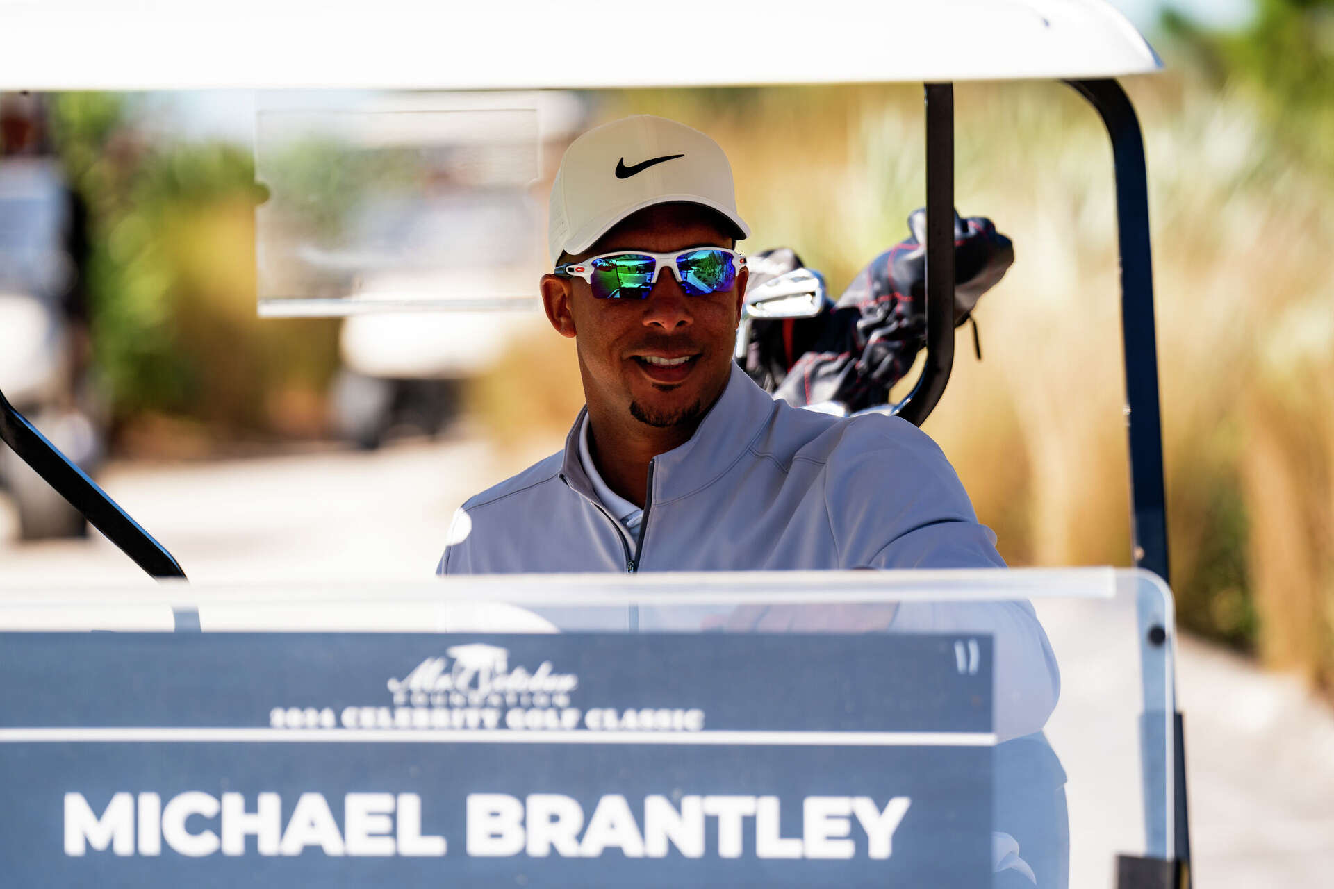 Biggest celebrities at Reggie Jackson's charity golf tournament