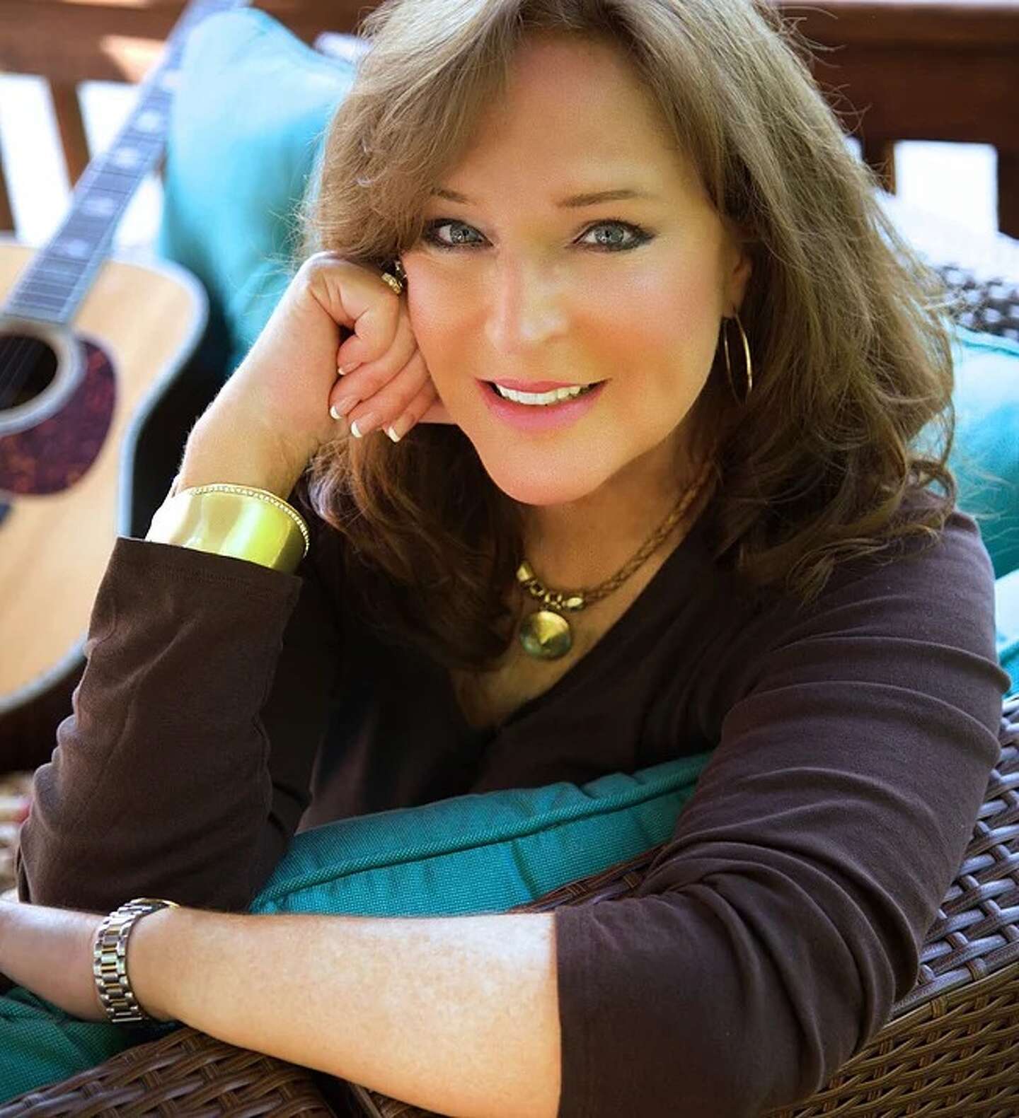 WBU receives gift from Jimmy and Donna Dean estate