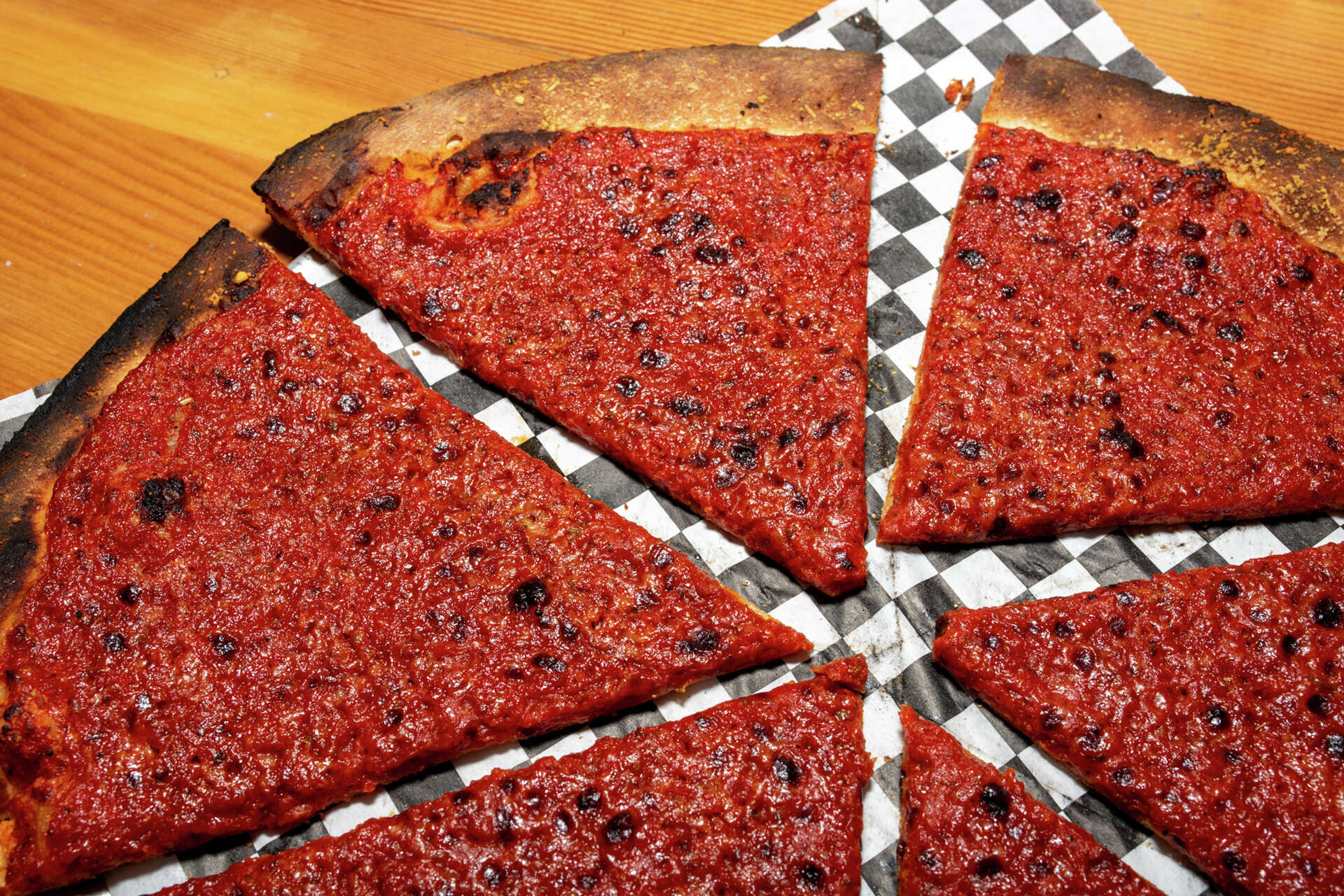 How a glowing review from Dave Portnoy blew up a California pizzeria