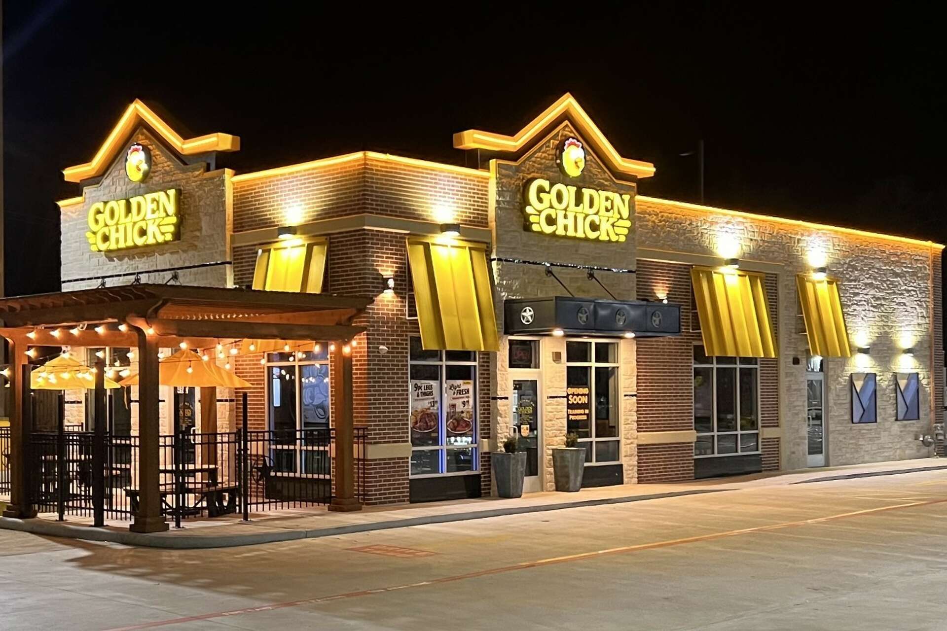 New Golden Chick prepares for June opening in Port Arthur