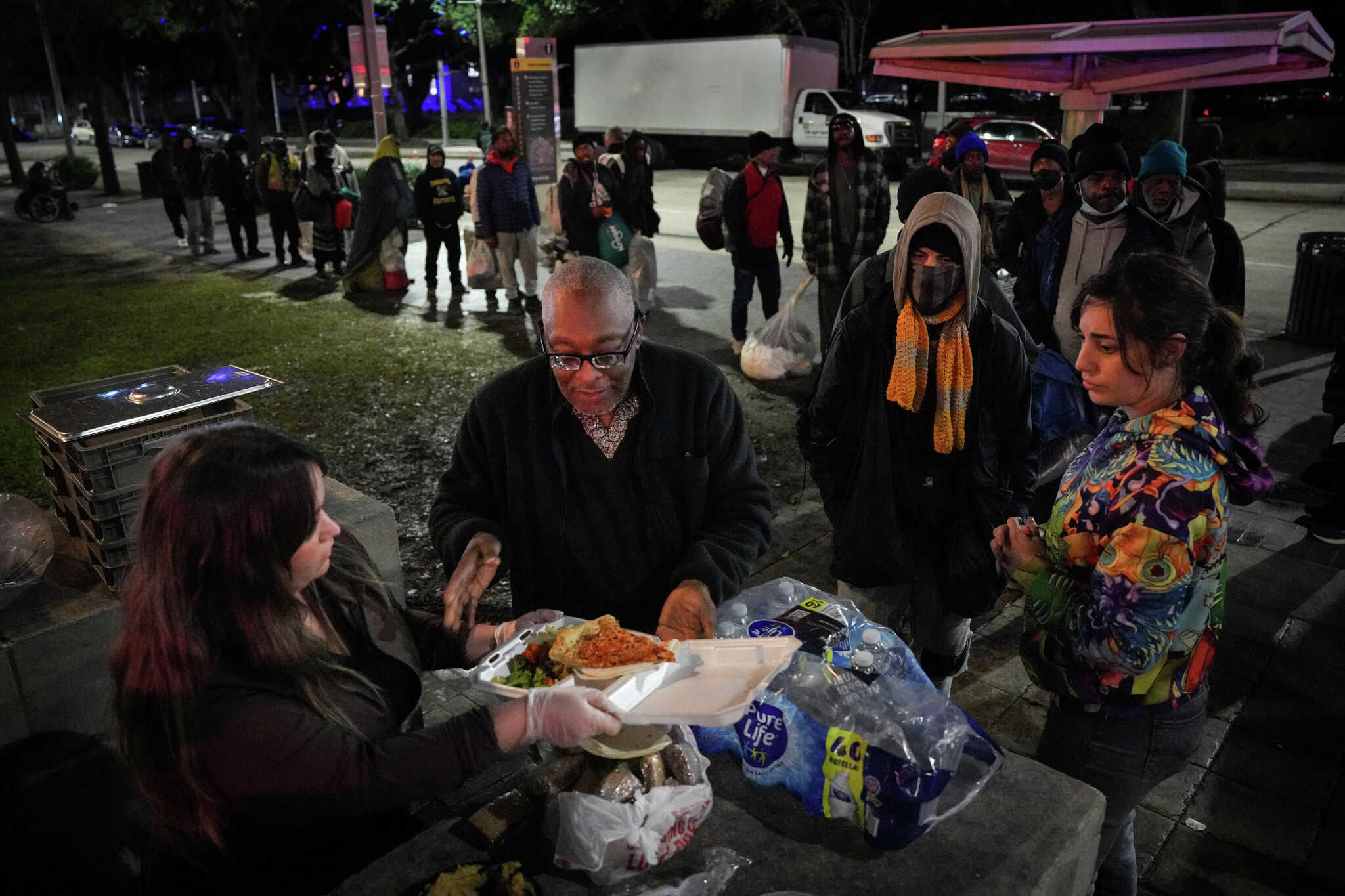 Houston Food Not Bombs sues city over anti-feeding ordinance