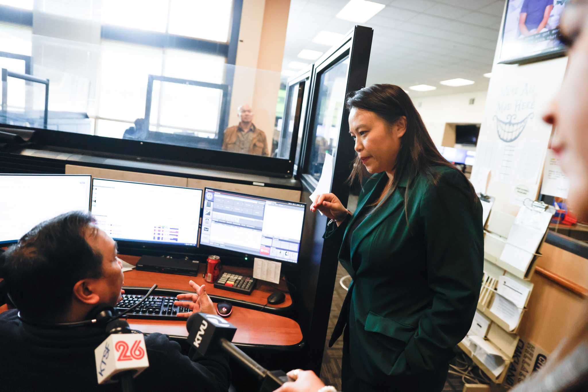 Oakland 911 response time improves with new hires and training