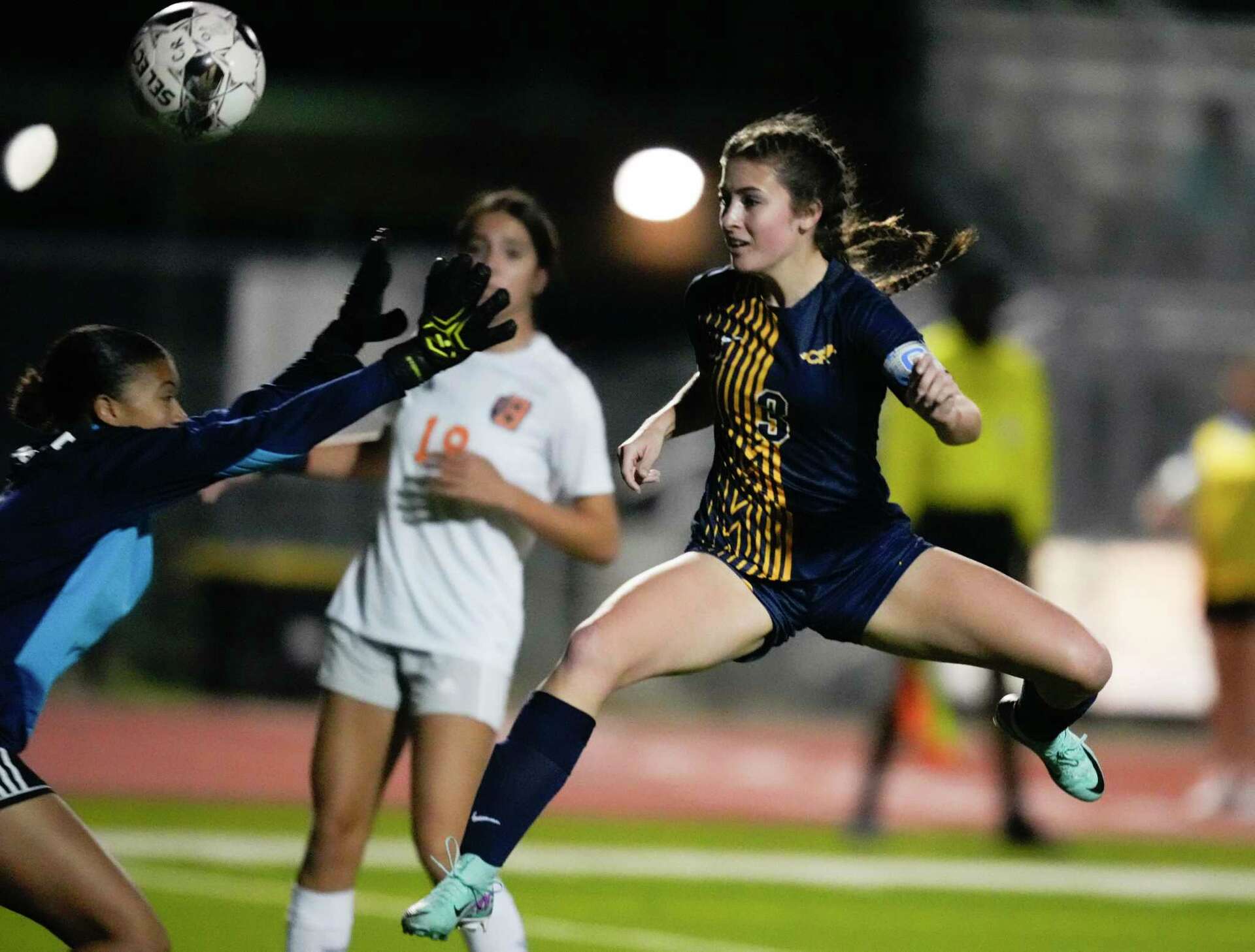 Girls soccer: Rivals Cypress Ranch, Bridgeland play to draw