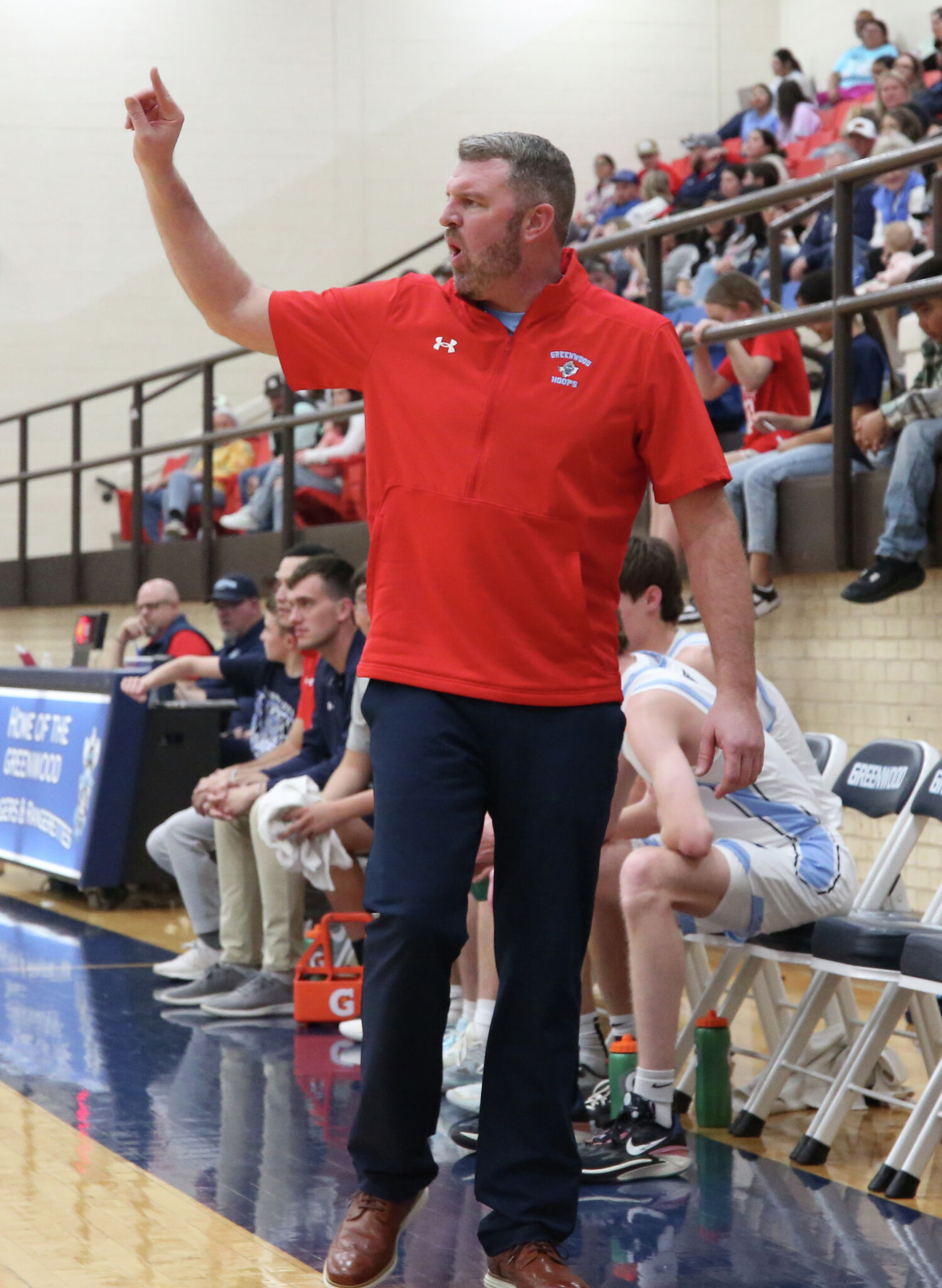 Dustin Faught steps down as Greenwood boys basketball coach