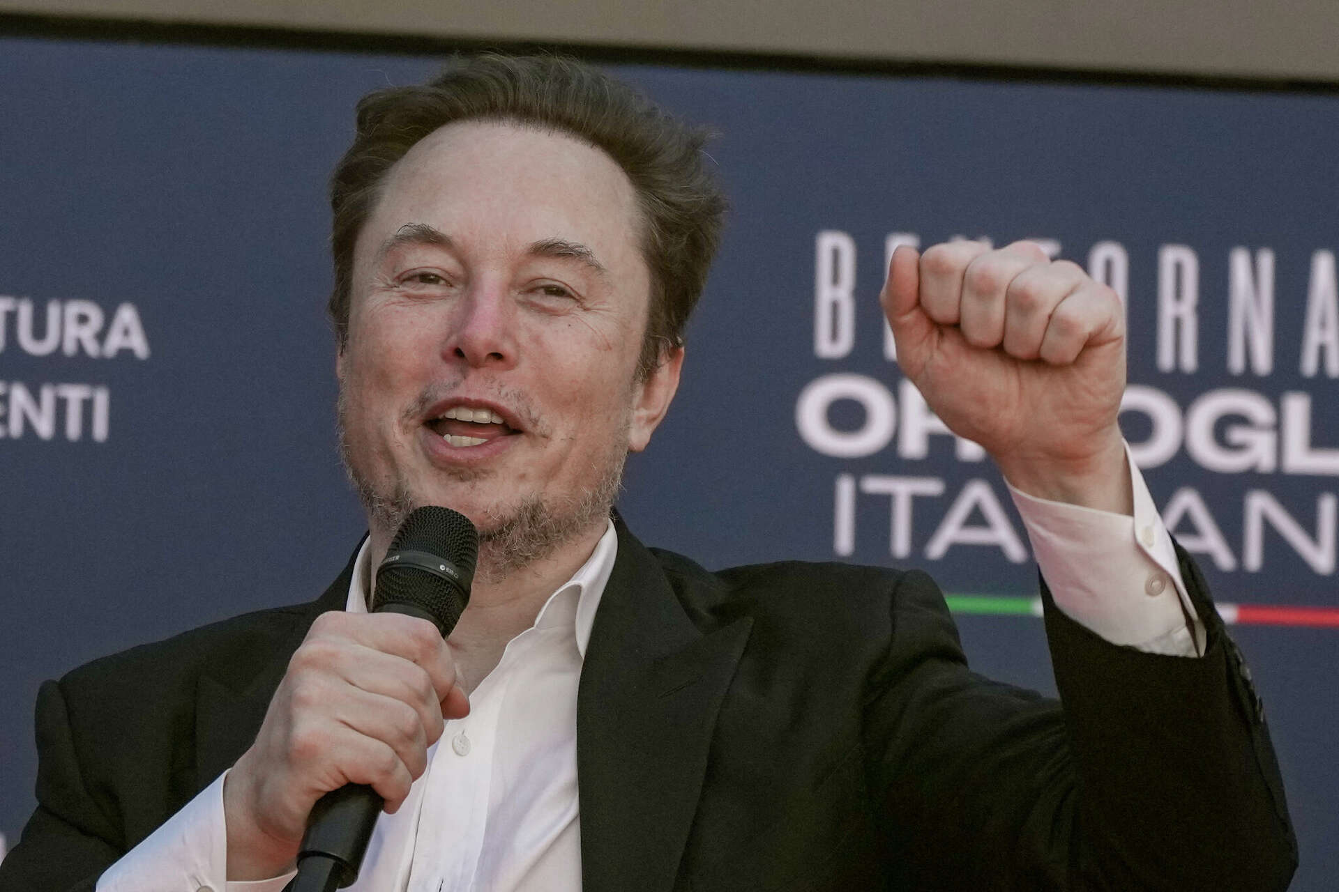 Tesla asks shareholders to reinstate Elon Musk's $56 billion pay ... Tesla asks shareholders to reinstate Elon Musk's $56 billion pay ...