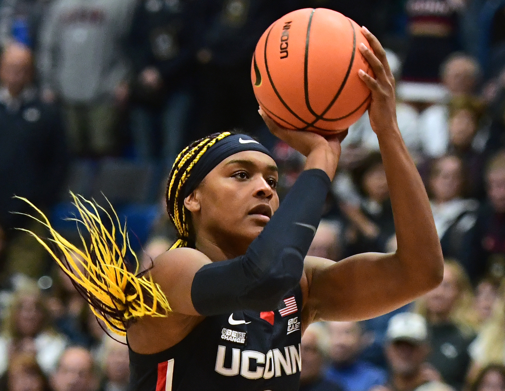 Aaliyah Edwards unavailable for UConn women's basketball Sunday