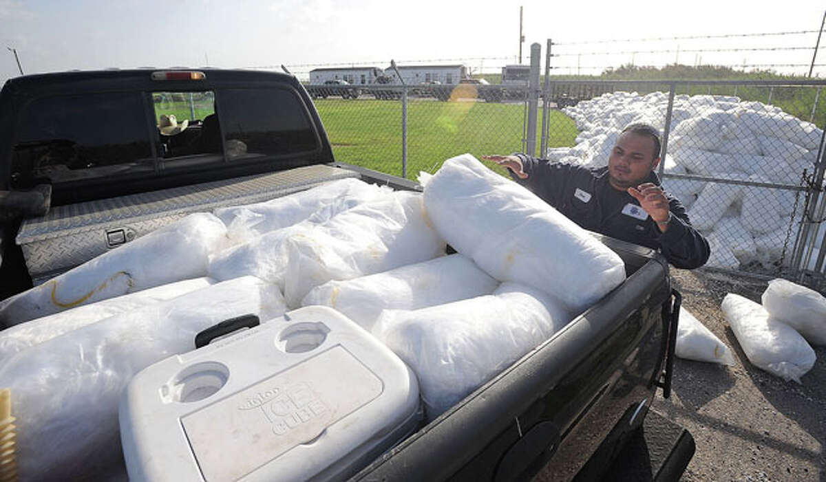 Defensive lines to protect marsh