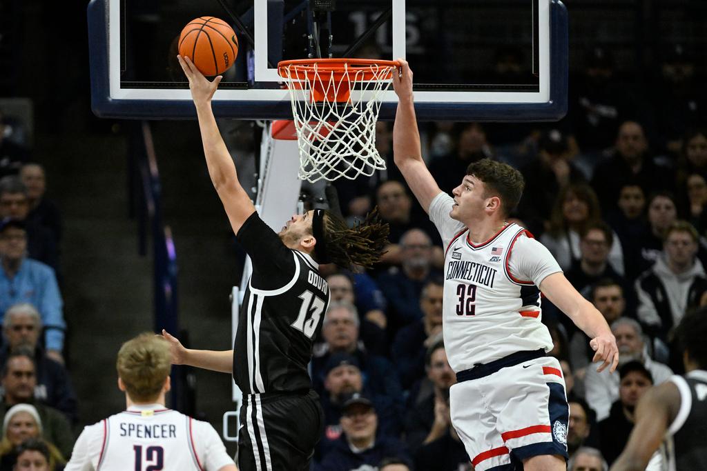 UConn men's basketball wins Big East border war with Providence