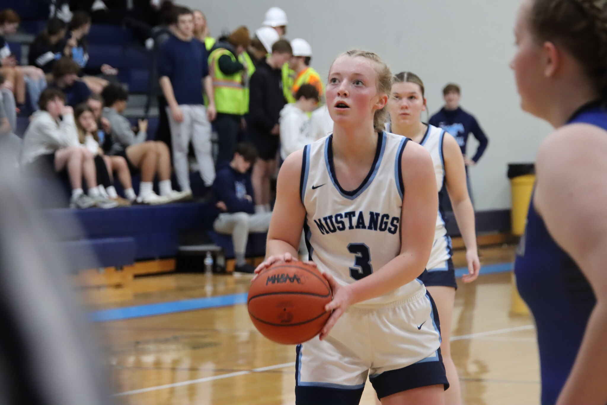 Meridian girls win, Dow boys lose