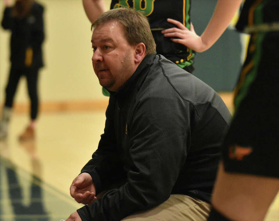 Zurheide leads Piasa Birds to victory over Knights