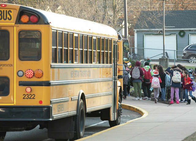 CT children waiting weeks for mental health services, new study shows