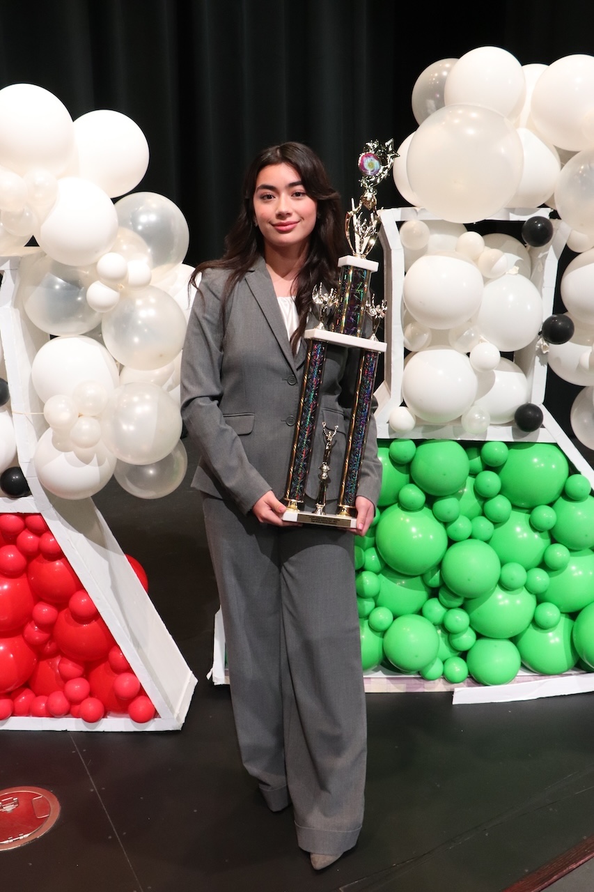 LISD Science Fair Grand Champion advancing to Int'l Science Fair in LA