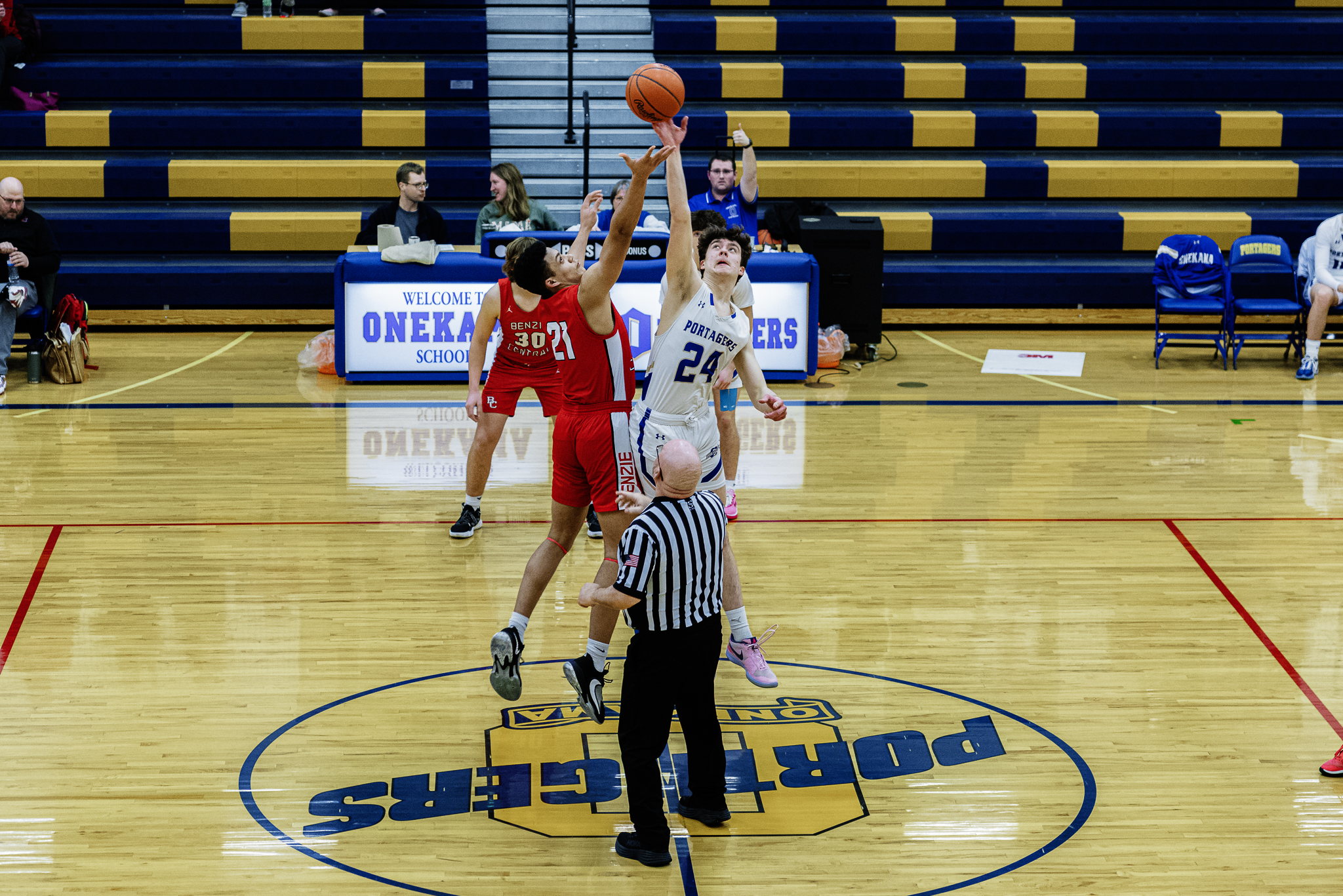 Onekama boys host Benzie for on-court showdown