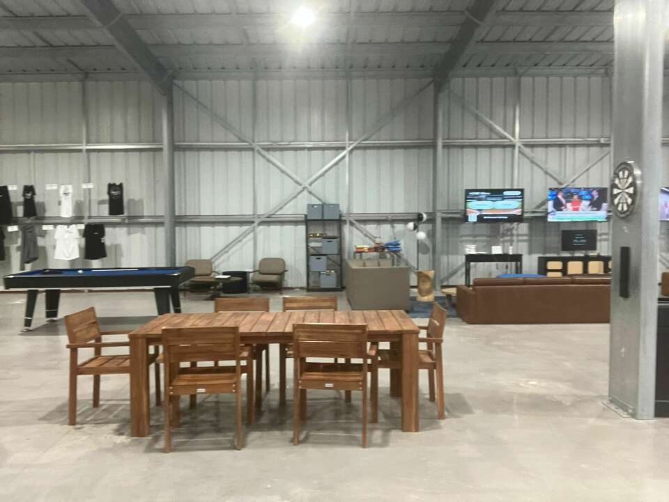 Elon Musk's Boring Bodega sure isn't a Buc-ee's, H-E-B rival