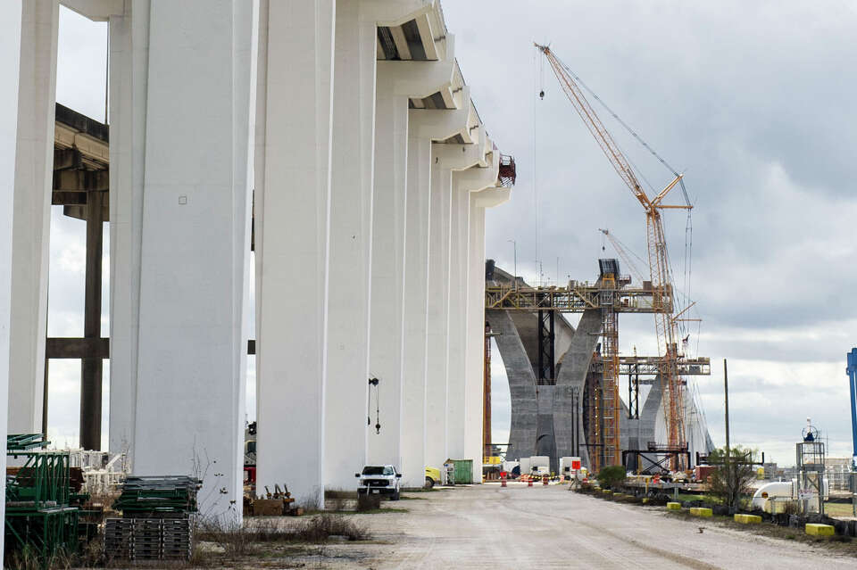 Ship Channel Bridge on tollway nears milestone for work