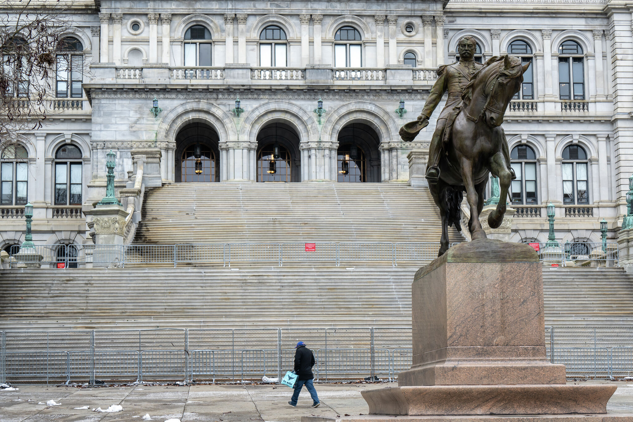 Editorial: New York's stairway to nowhere