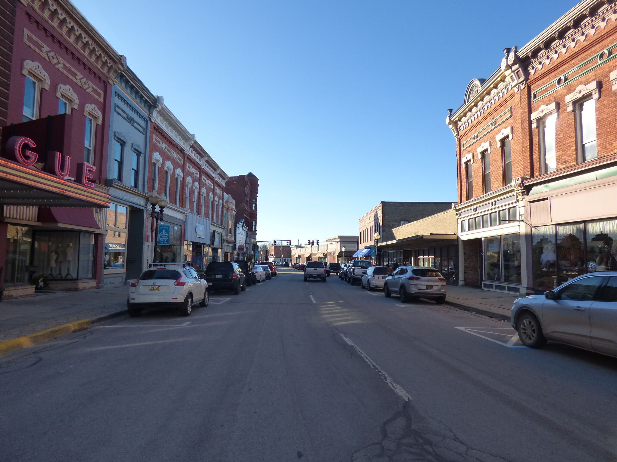 Manistee residents want more restaurants, hobbyist stores