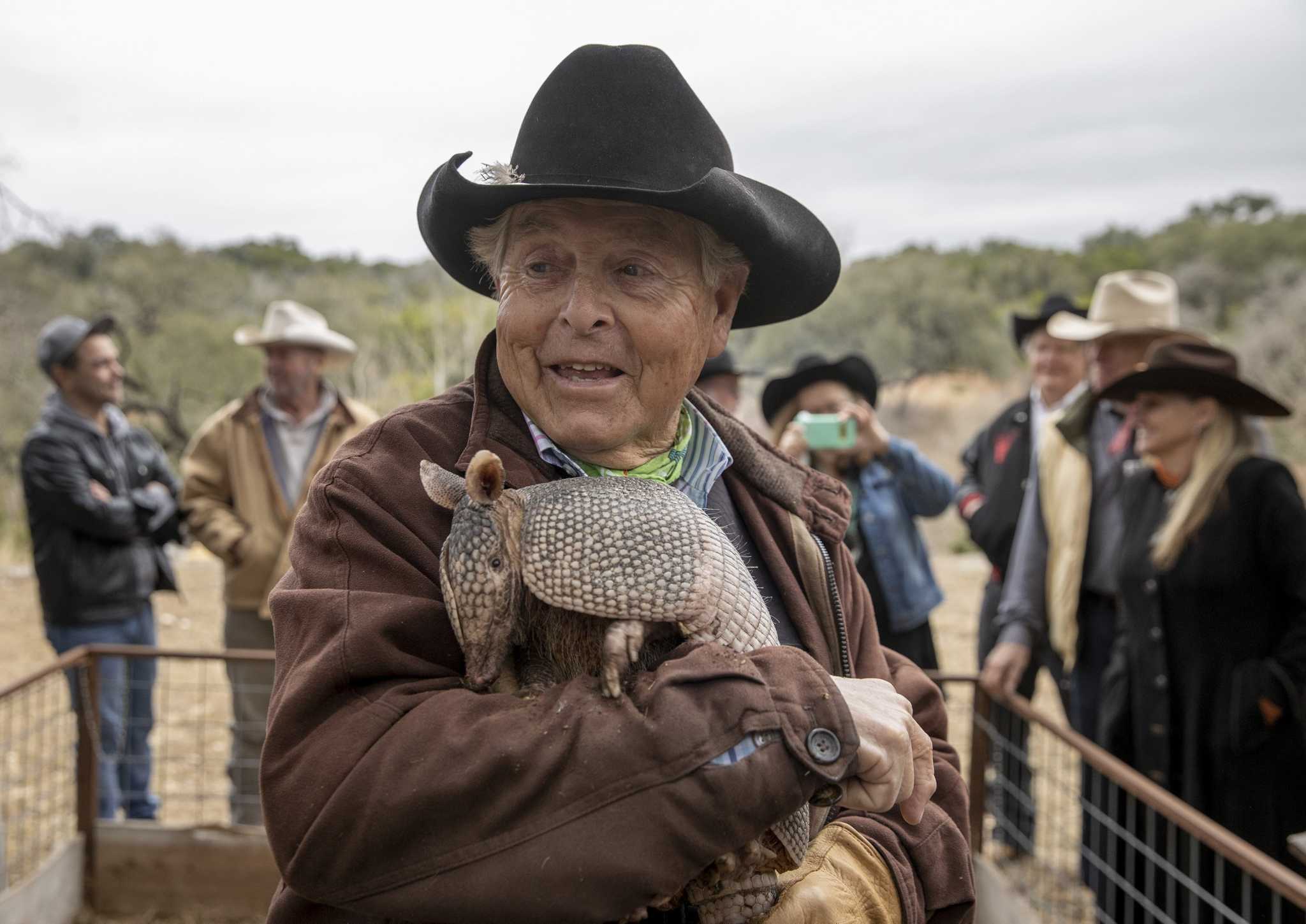 Who is Bee Cave Bob? Meet the critter that predicts Texas weather