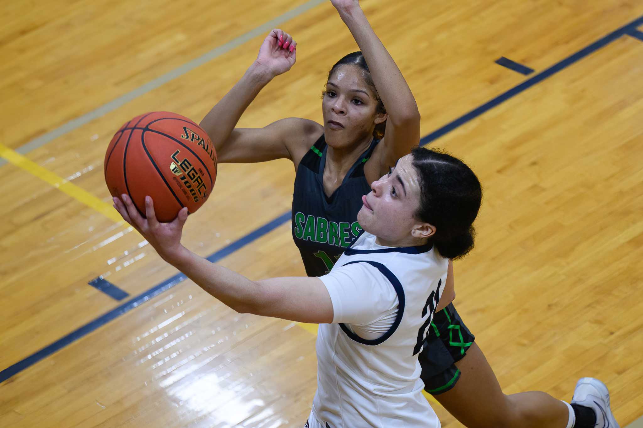 Albany Academy For Girls Returns To Winning Ways Against Schalmont